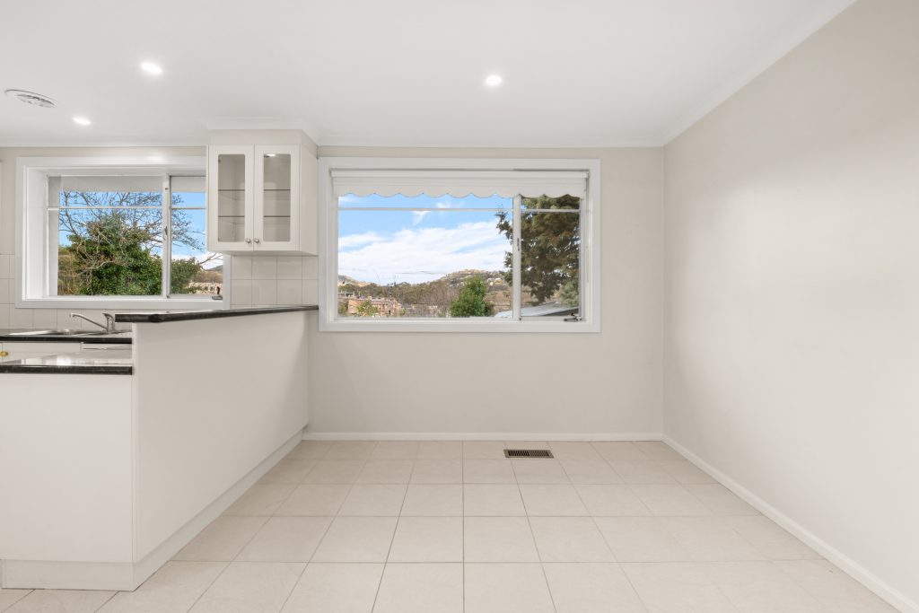 15 Sabine Close, Garran ACT 2605 - Hayman Partners