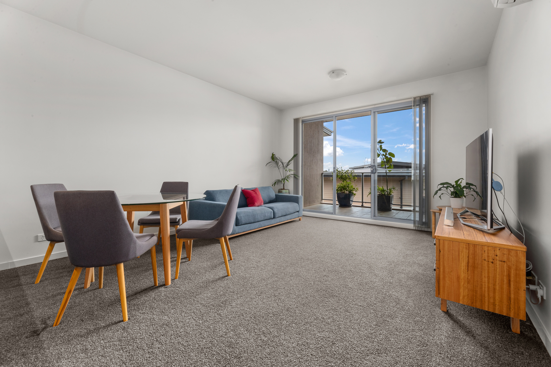 17/15 Mower Place, Phillip ACT 2606 - Hayman Partners