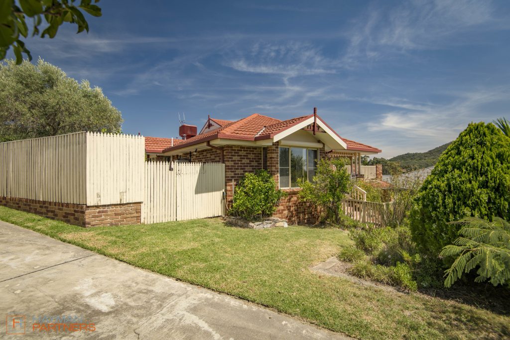 13 Heatherbelle Place, Karabar NSW 2620 - Hayman Partners