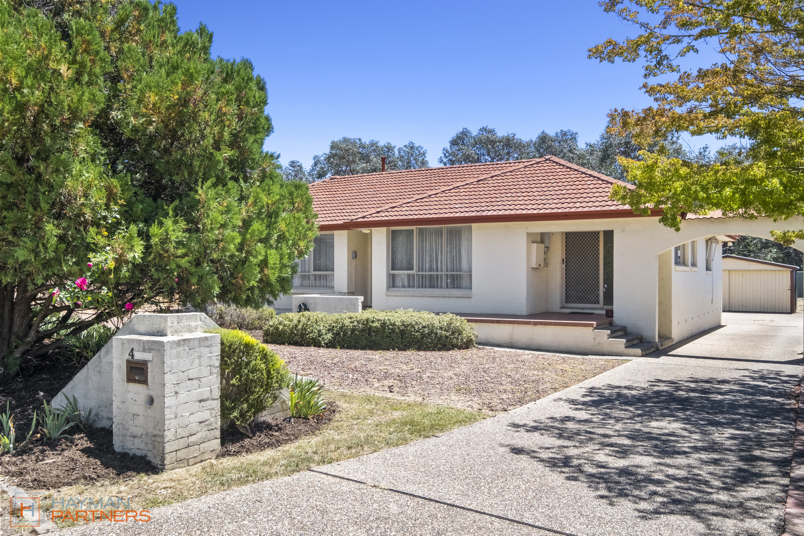 4 Riley Place, Chifley ACT 2606 - Hayman Partners